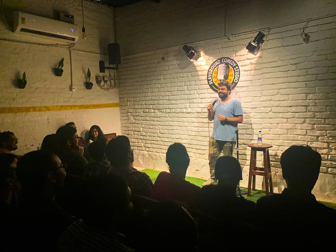 Top 5 Best Comedy Open Mic in Delhi For Beginners